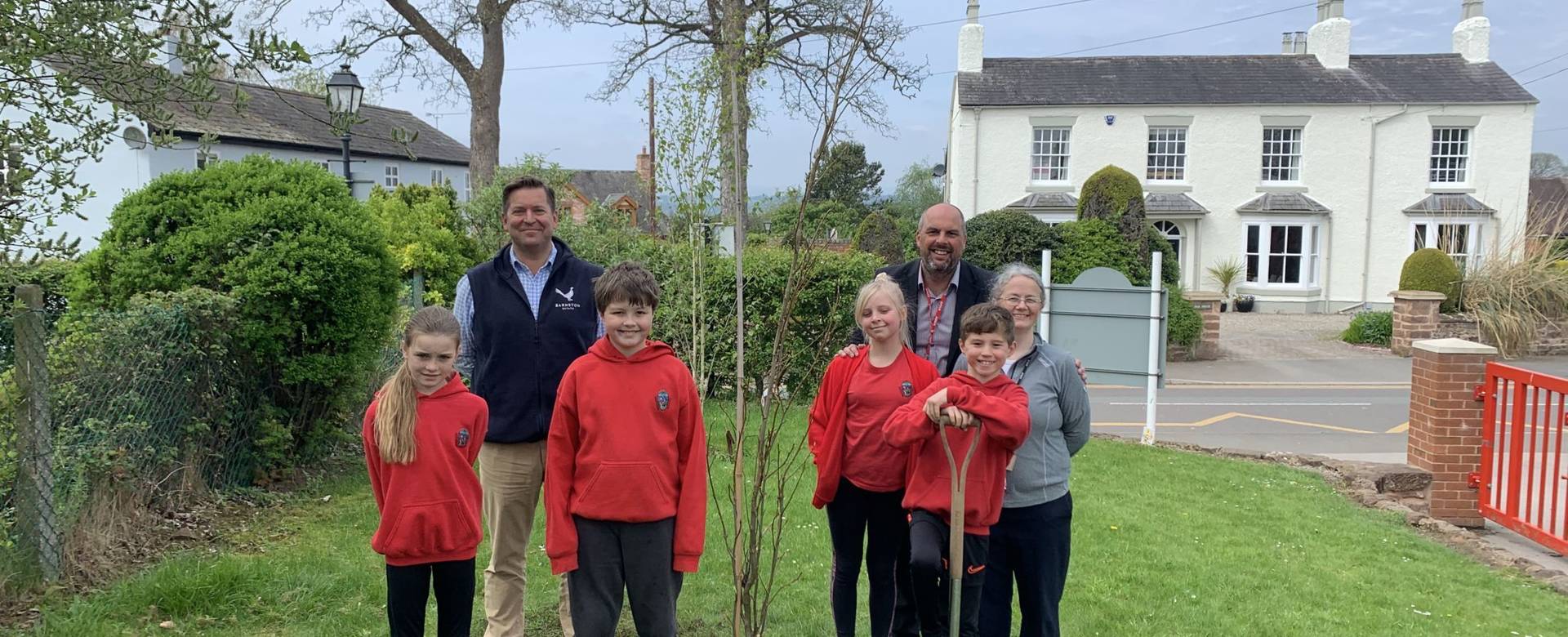 Barnston Estate helps Farndon Primary School plant… | Barnston Estate